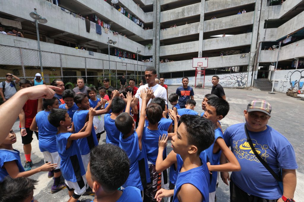 Nike athlete Jordan Clarkson visits the We Rise players at a training ...