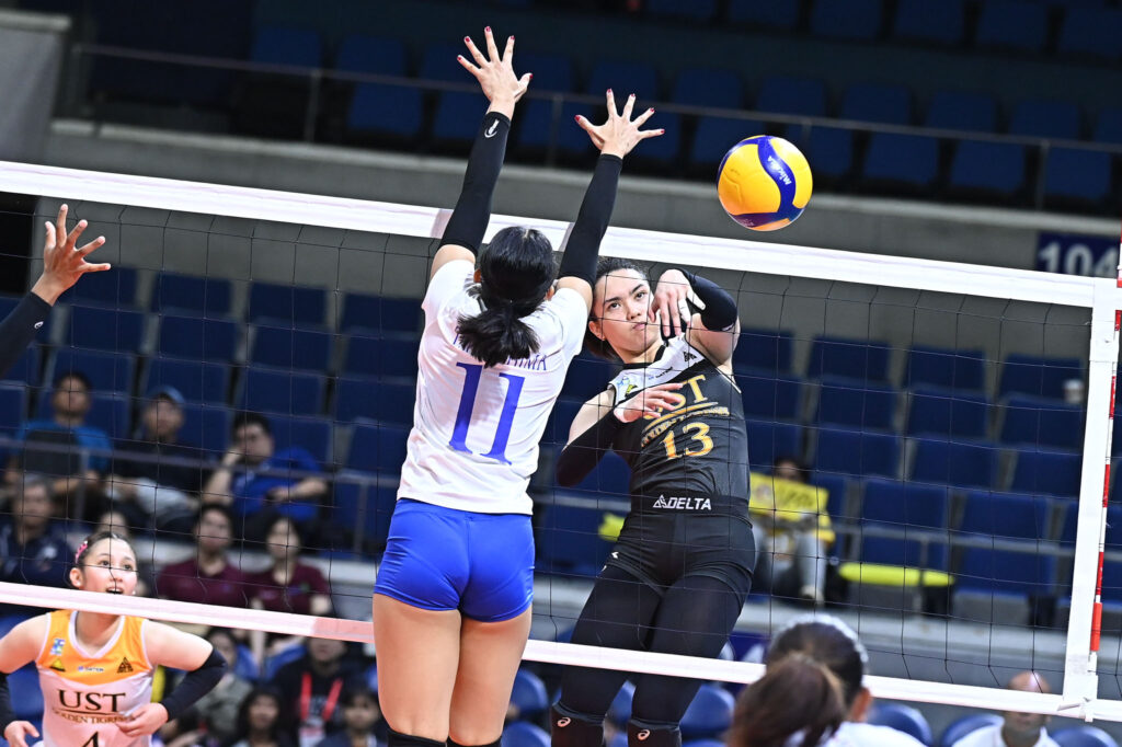 UST outlasts Ateneo in tough five-setter, stays undefeated | BurnSports.Ph